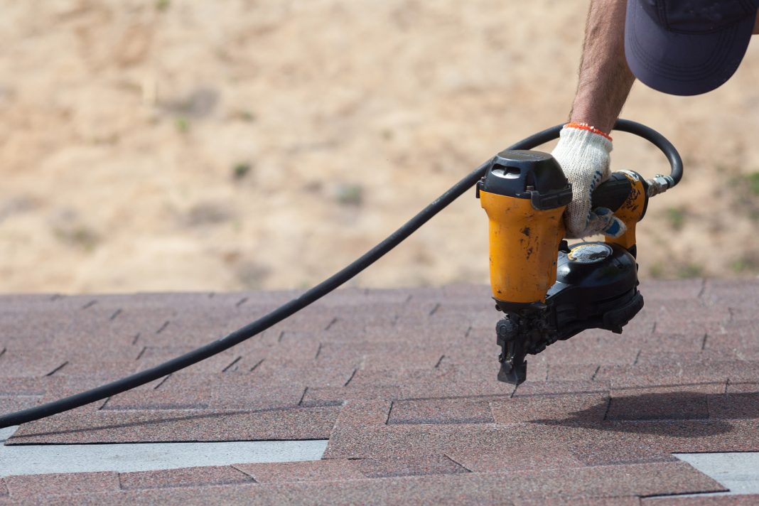 25 Best Roofing Tools and Equipment of 2026 [UPDATED]